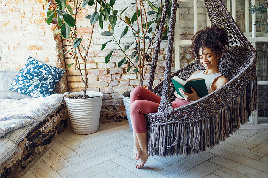 How to Create a Cozy Hammock Nook Indoors for Ultimate Relaxation ...